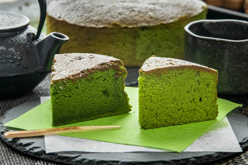 Cha-no-wa Matcha Gift Set: Matcha Butter Cake & Matcha Gateau Chocolat ...